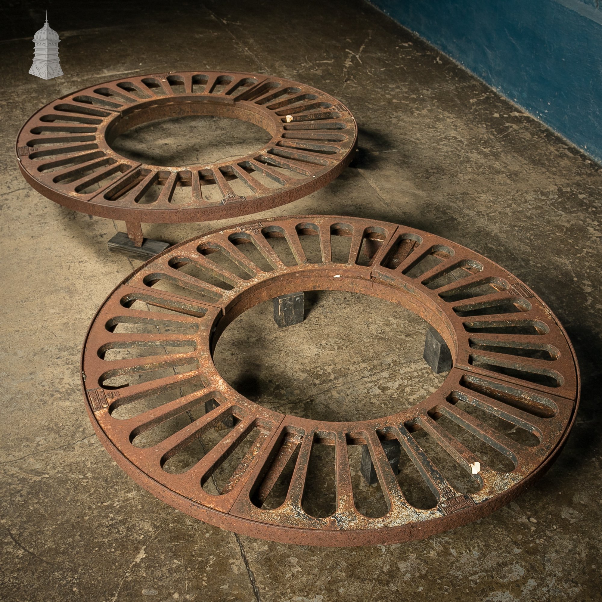 Pair of 4ft Cast Iron 'Street Scene' Tree Grille / Tree Grate Circular ...