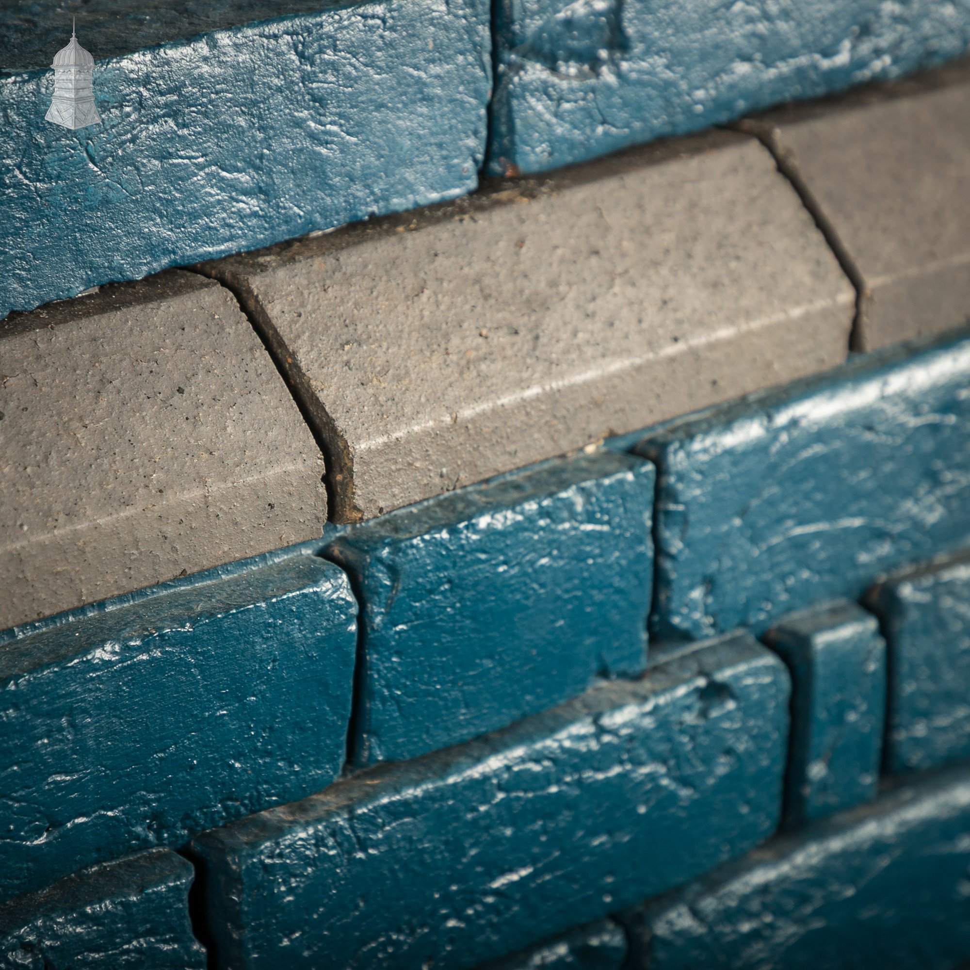 Metric Plinth Stretcher Bricks, Staffordshire Blue - A Run of 19.5m ...