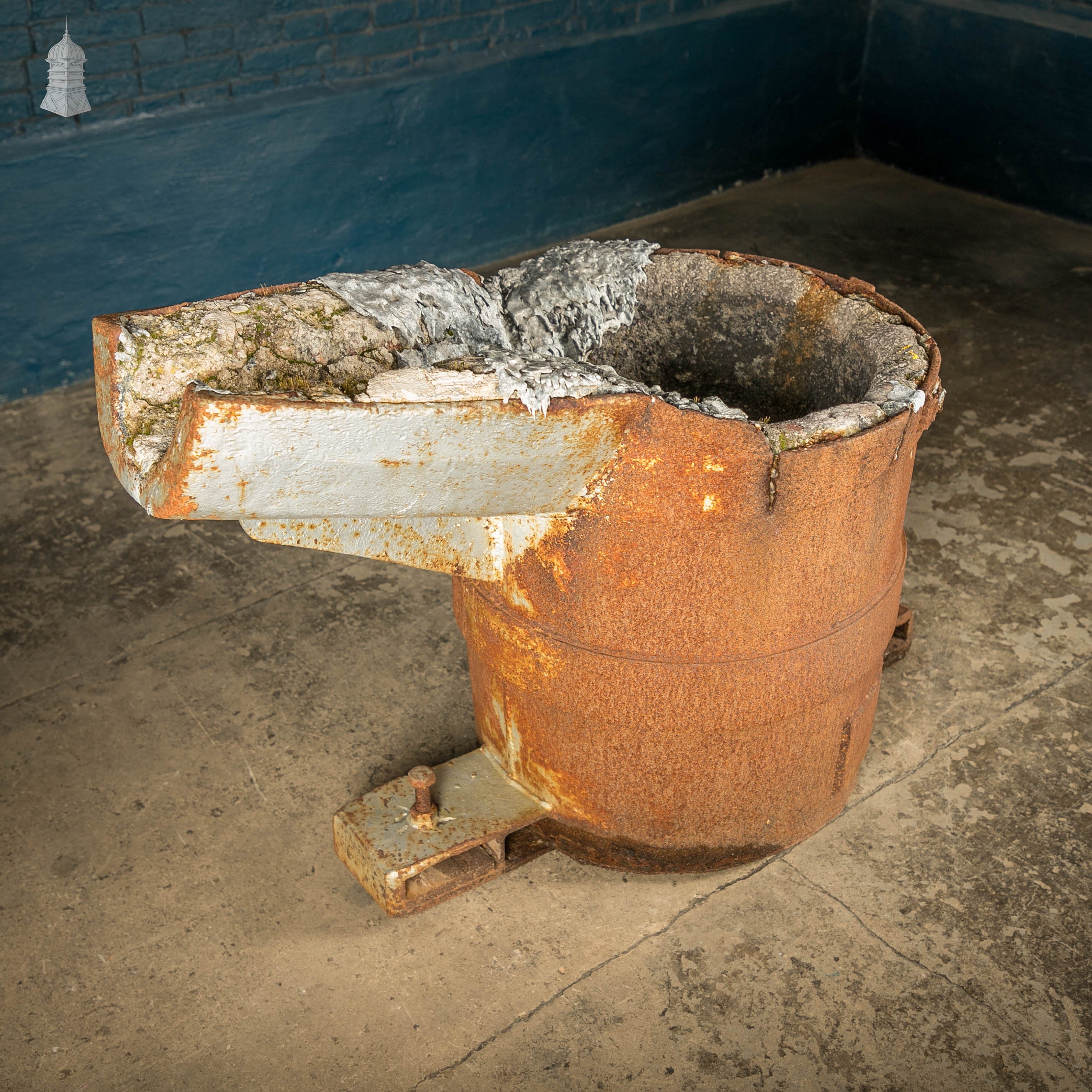 Foundry Casting Crucible, Large Reclaimed Industrial Planter | Norfolk ...