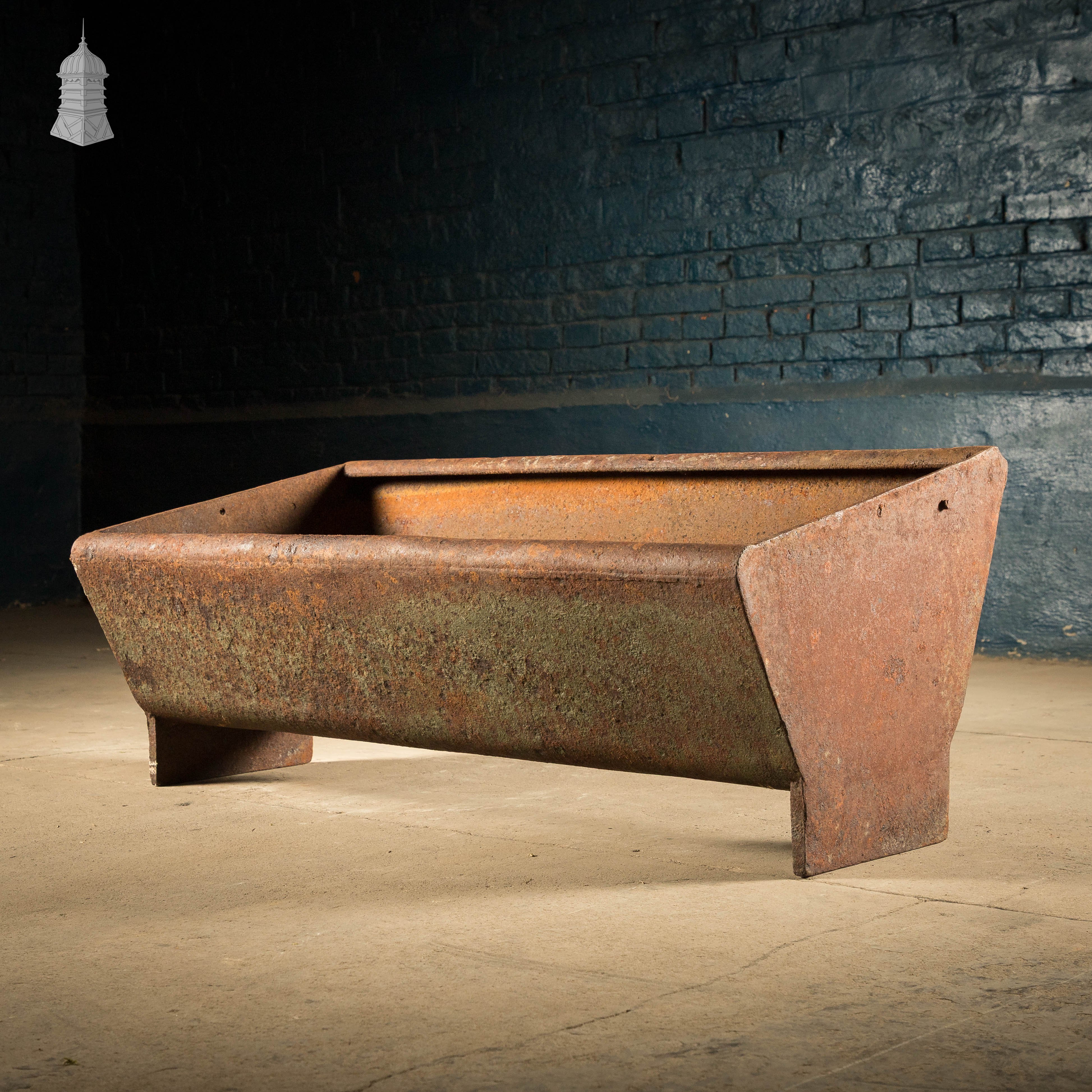 Cast Iron Trough, Water Trough or Planter | Norfolk Reclamation