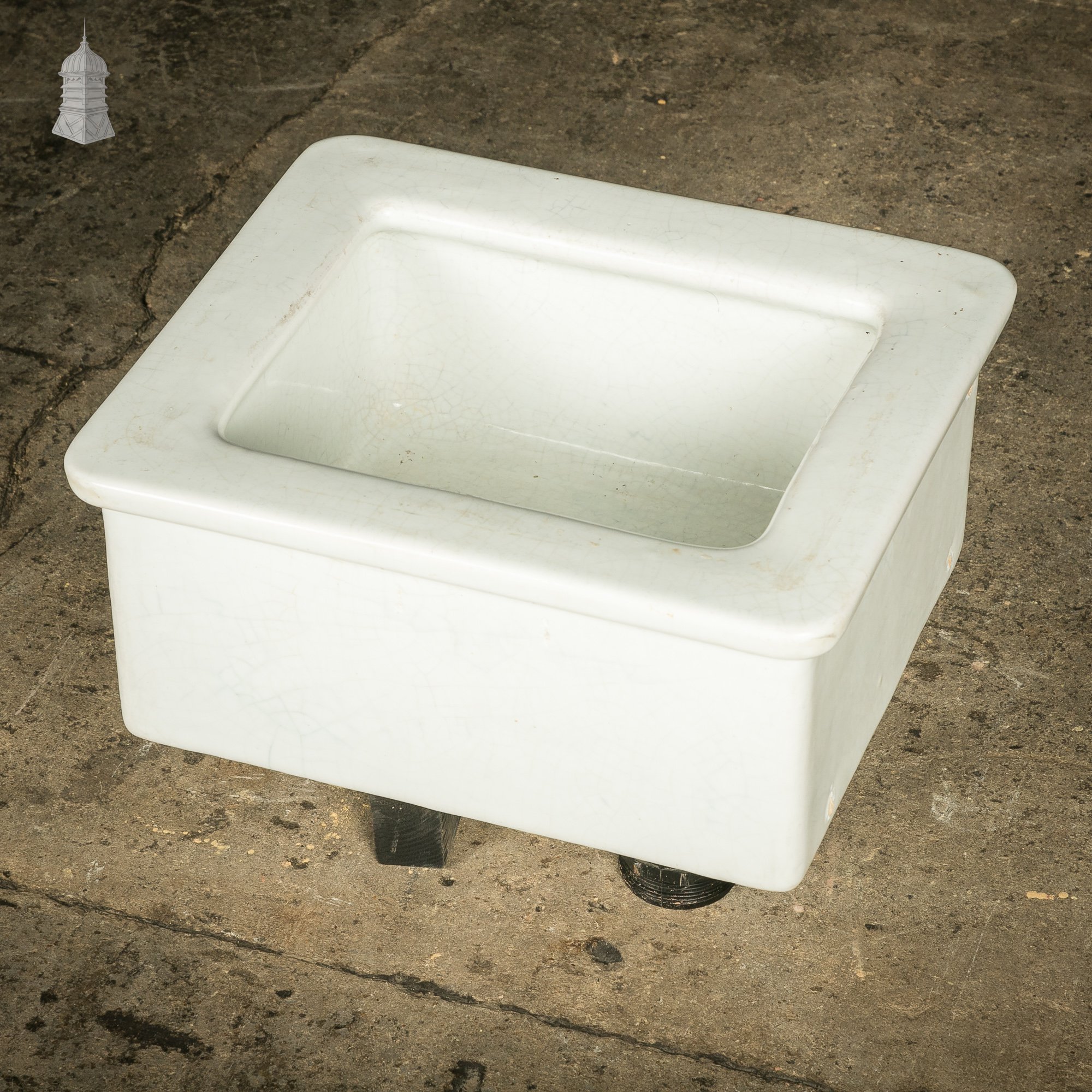 Laboratory Sink, White Glazed Small Belfast Sink by Royal Doulton ...