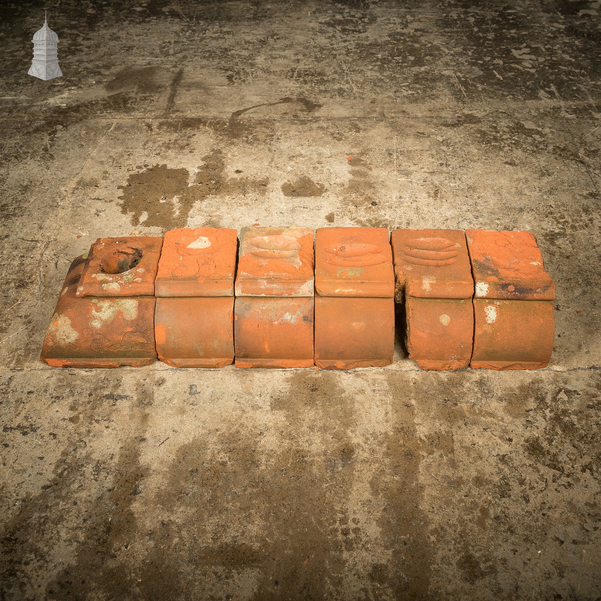 Stepped bullnose header bricks, Norfolk Reds, batch of 22 – 4.7 Linear ...