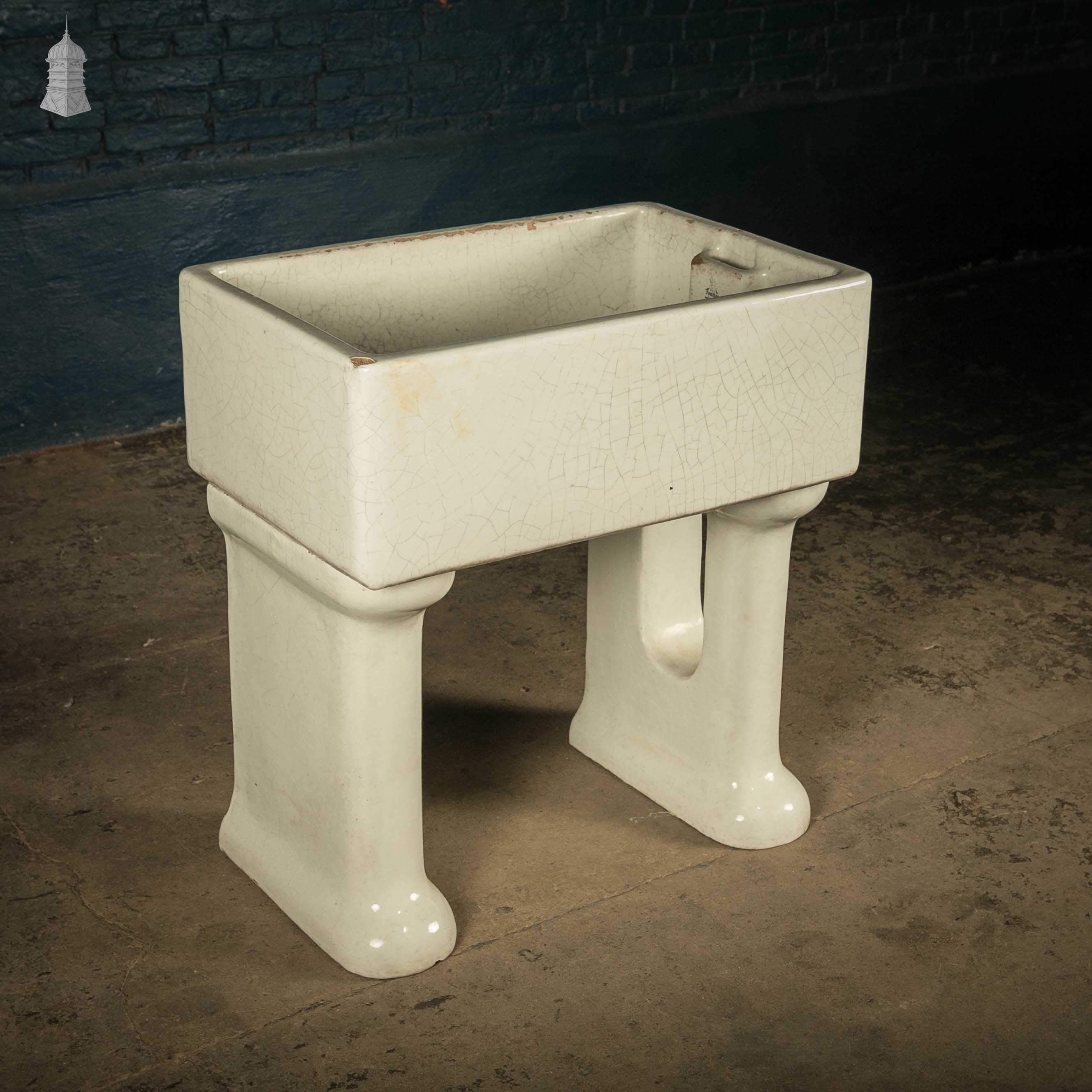 Butler Sink with Matching Legs, 19th C White Crackled Glaze | Norfolk ...