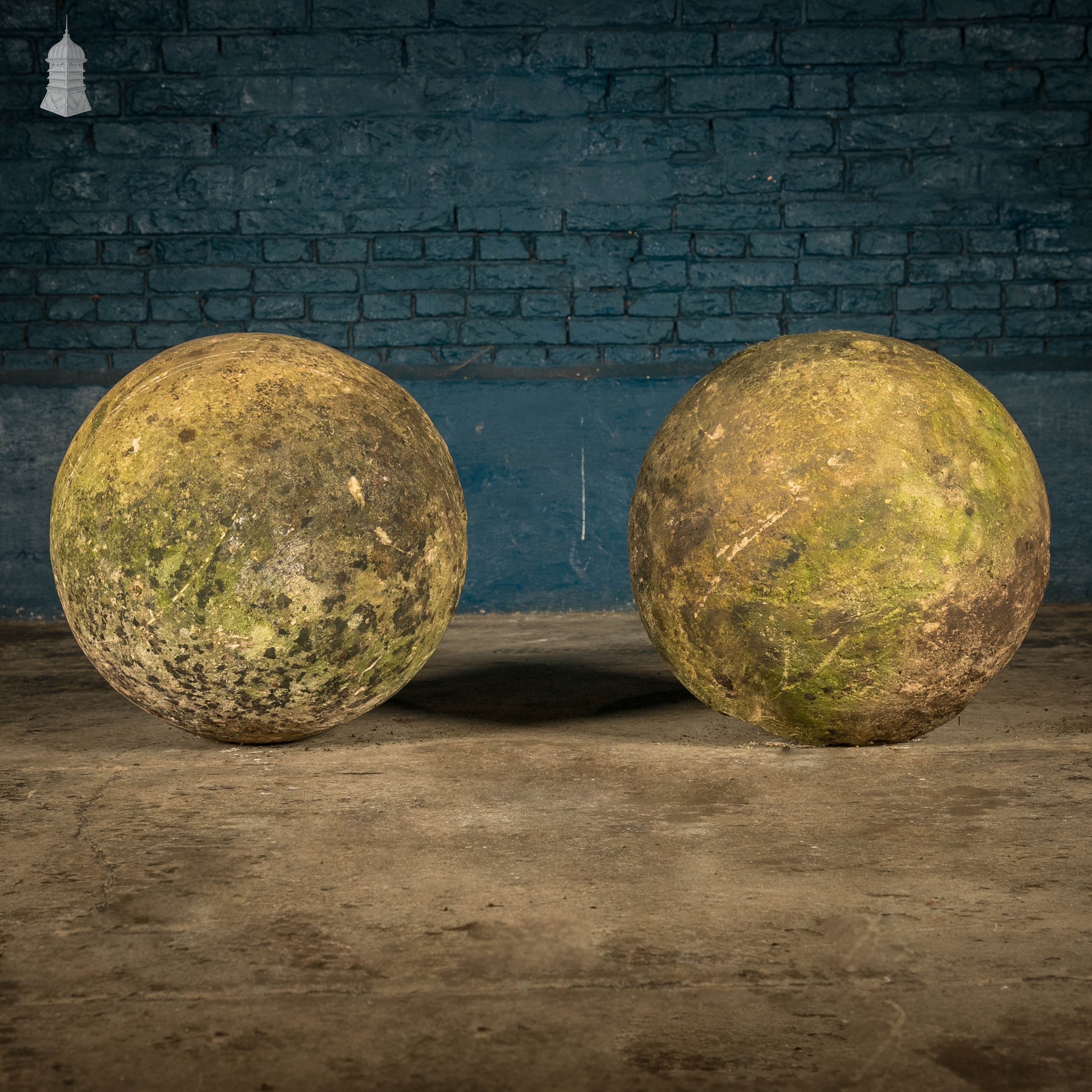 Decorative Stone Balls, Pair of Large Georgian Stone Garden Spheres ...
