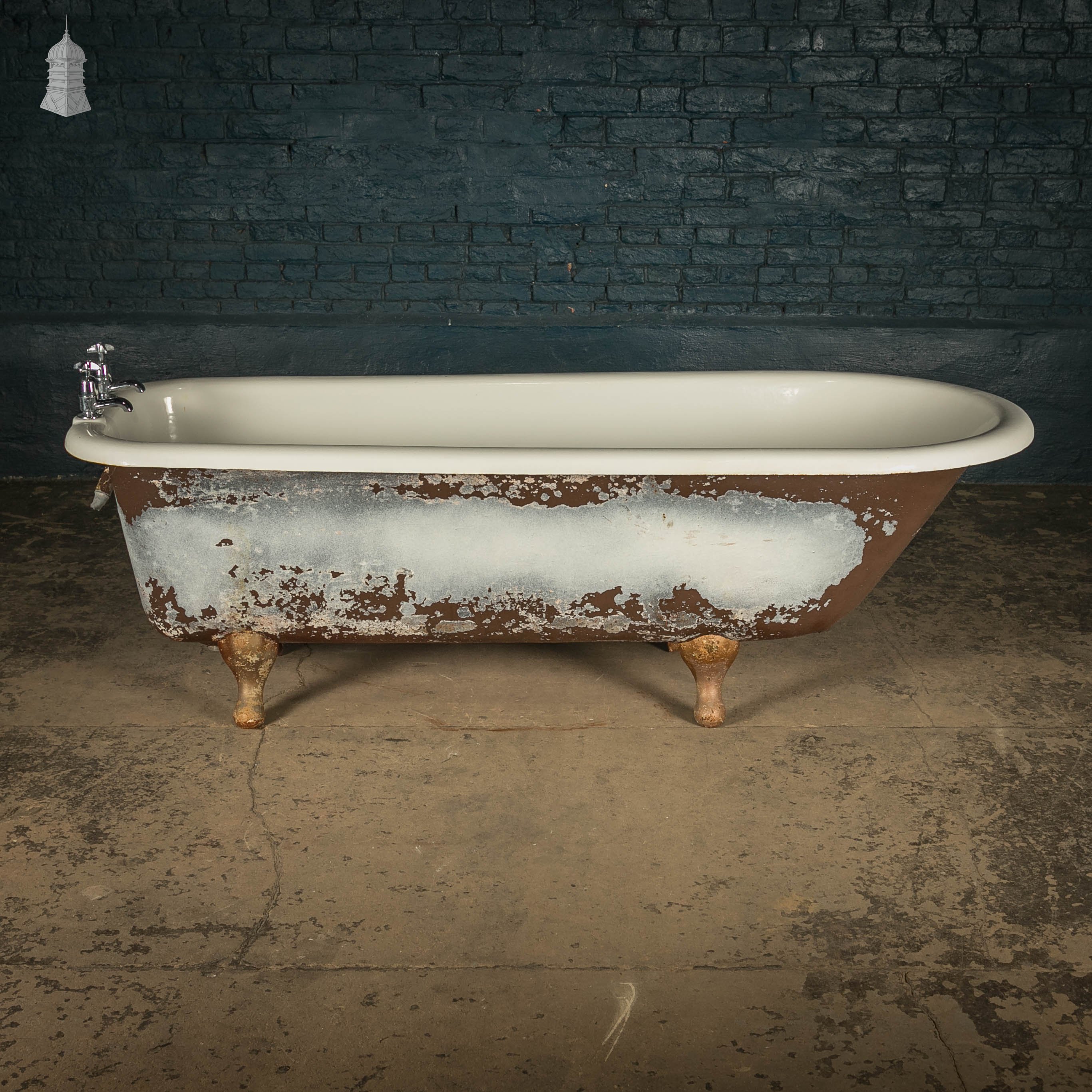 Roll Top Bath, 6.5ft Long Cast Iron, on Legs with Taps | Norfolk ...